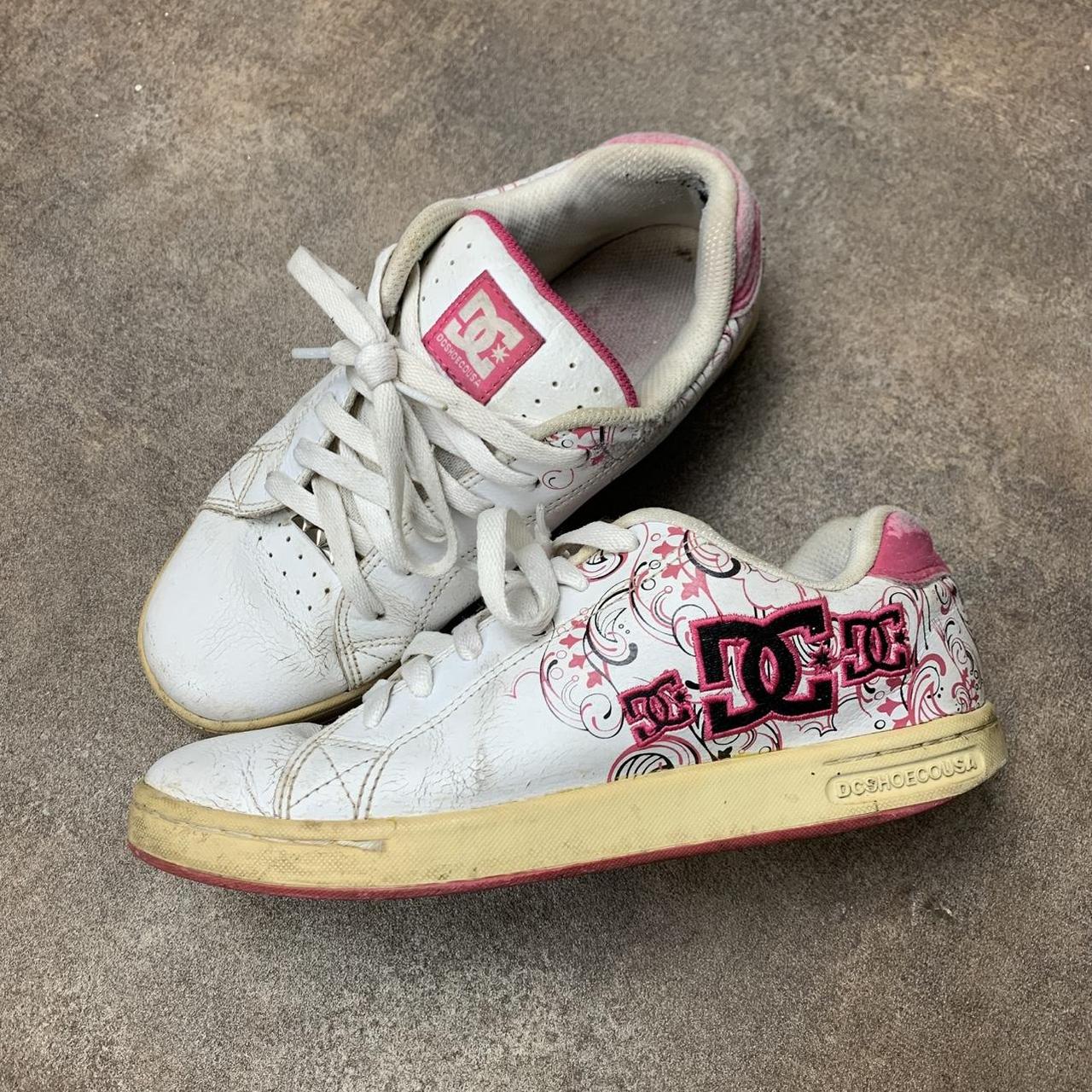 DC Shoes Pixie 3 00s white pink chunky trainers – Harry's Heat
